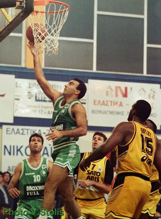 ΟΤΑΝ Ο ΓΚΑΛΗΣ ΣΚΟΡΑΡΕ ΕΝΑΝΤΙΟΝ ΤΟΥ ΕΑΥΤΟΥ ΤΟΥ | Basketbook