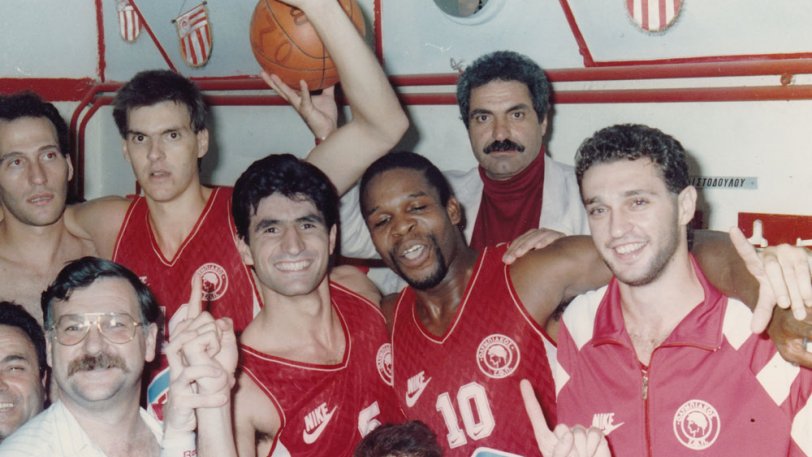 ΣΚΑΡΙ ΚΑΡΕΙ (CAREY SCURRY) | Basketbook